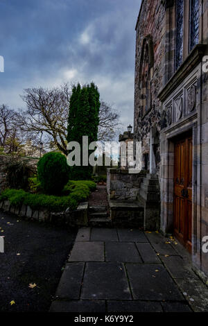 Duddingston village, Edinburgh Stock Photo - Alamy