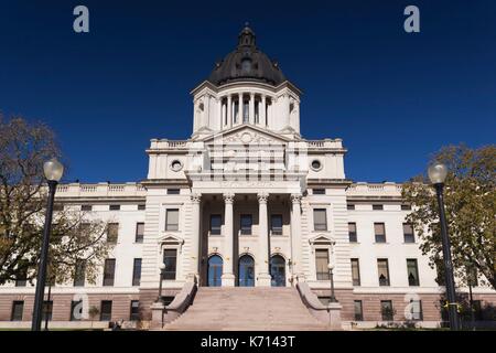 United States, South Dakota, Pierre, South Dakota State Capitol ...