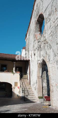Venzone. After the earthquake. The most beautiful village in italy ...