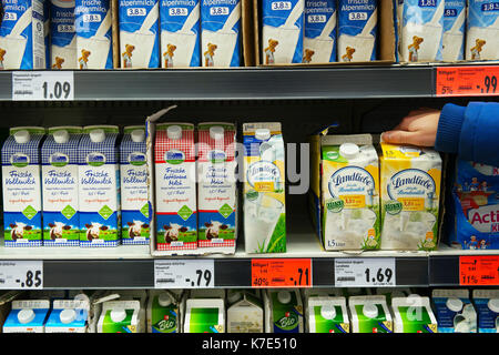 milk shelf in a supermarket Stock Photo - Alamy
