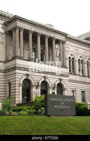 The main branch of the Carnegie Library, Oakland neighborhood ...