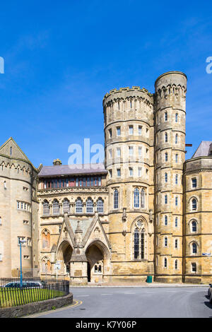 The Old College building, gothic victorian architecture by George ...