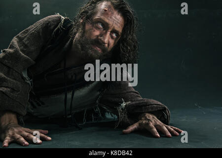 Actor in makeup, a poor man Stock Photo - Alamy