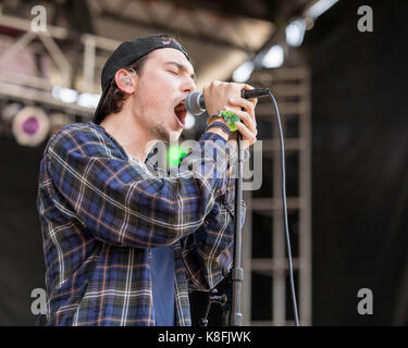 September 15, 2017 - Chicago, Illinois, U.S - ACTION BRONSON (ARIAN ...