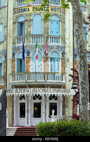 Grande Albergo Ausonia Hungaria, hotel accommodation, Lido, Venice ...