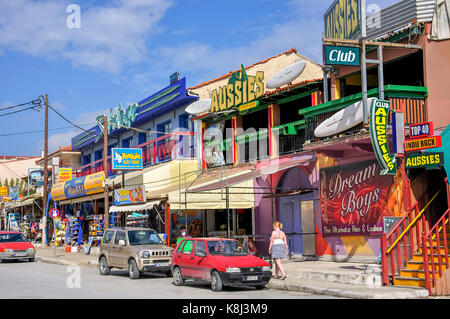 Main street and tourist attractions on Duval Street in Key West ...