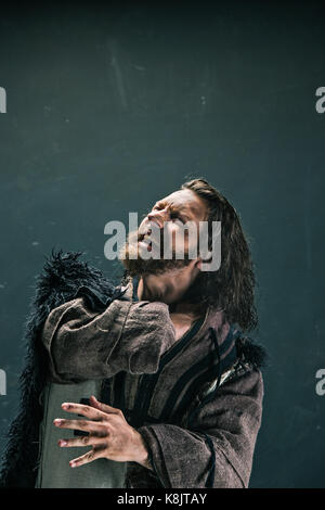 Actor in makeup, a poor man Stock Photo - Alamy