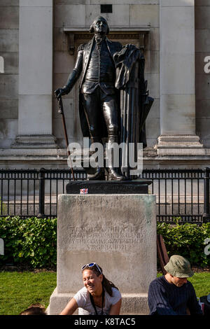 George Washington Statue, Trafalgar Square, Charing Cross, London ...