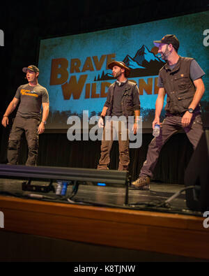 Mark Lavins, Coyote Peterson, Mario Aldecoa @ Brave Wilderness Tour ...