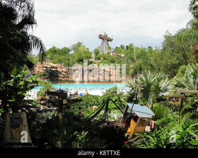 typhoon lagoon walt disney world resort parks lazy river water slides ...