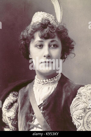 Liane de Pougy, a famous French dancer and courtesan, was photographed ...