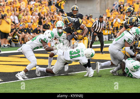 North Texas safety Makyle Sanders (10) defends during an NCAA football ...