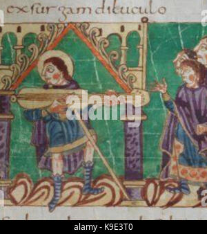 Musician playing a medieval cythara 4 Stock Photo - Alamy