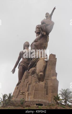 African renaissance statue, Dakar Senegal Stock Photo - Alamy