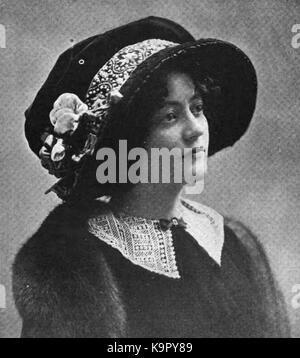 Portrait of Kate Moffat Stock Photo - Alamy