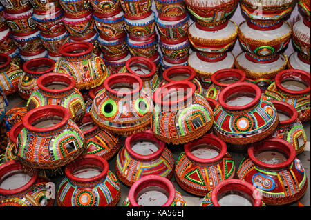 Navaratri dandiya garba Festival; Decorative earthen pot ; Ghatkopar ...