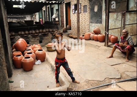 child playing dharavi slum, mumbai, maharashtra, India, Asia Stock ...