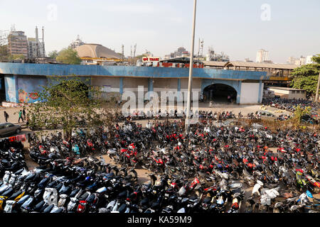 thane railway station, mumbai, maharashtra, India, Asia Stock Photo - Alamy
