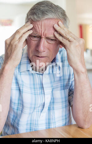 forgetful mature man Stock Photo - Alamy