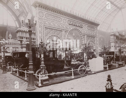 The *Stand Darracq* at the 1904 Salon de l'Automobile showcases the ...