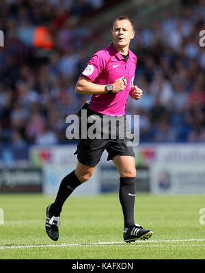 Match referee Stuart Attwell Stock Photo - Alamy