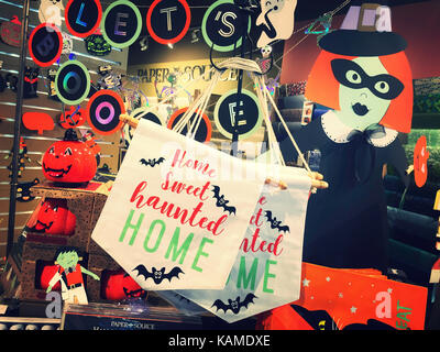 Display in Paper Source Store in Rockefeller Center, NYC, USA Stock ...