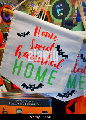 Display in Paper Source Store in Rockefeller Center, NYC, USA Stock ...