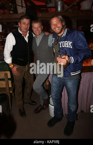 Munich, Germany. 26th Sep, 2017. Munich goalie David Leggio pictured ...