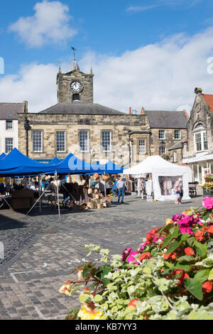 Alnwick Market Square Stock Photo - Alamy