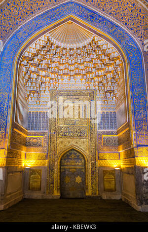 SAMARKAND, UZBEKISTAN ON 15 OCTOBER 2019: The Siab Bazaar, is the ...