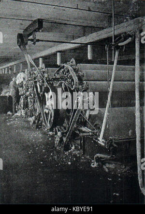 vintage carding machine Stock Photo - Alamy