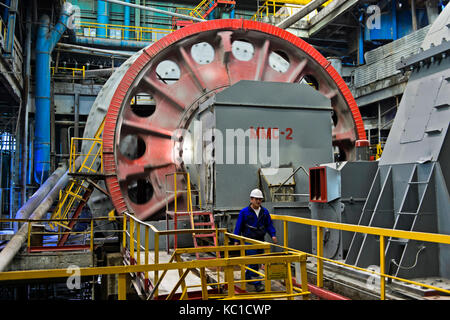 Ball mill for grinding larger rocks of copper ore, Erdenet Mining ...
