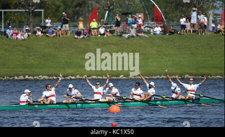 Sarasota, USA. 1st Oct, 2017. The members of team Germany cheer after ...