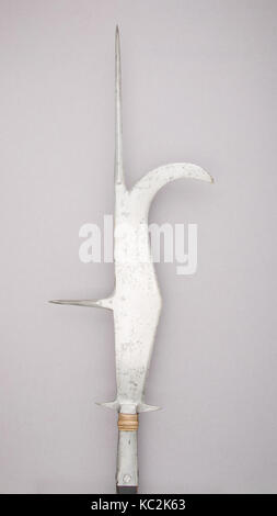 Guisarme, ca. 1500, Italian, Steel, wood, L. 96 3/4 in. (245.7 cm); L ...