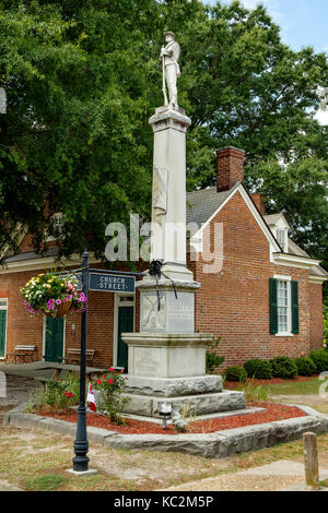 Mathews County Courthouse, Courthouse Square, Mathews, Virginia Stock ...