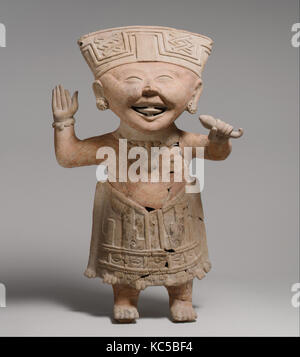 Smiling' figure. Mexico Remojadas 7th-8th century. Ceramic. Some of ...