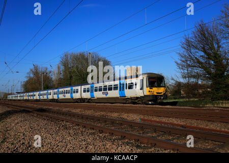 365507 Great Northern Trains, Offord Cluny village, East Coast Main ...