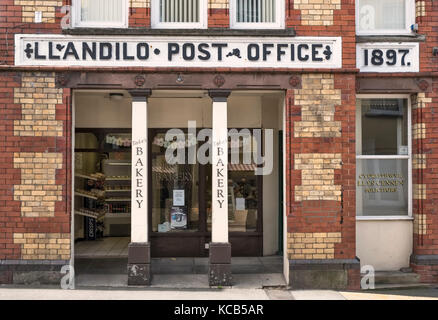 Shop in the old High Street, Kirkcudbright, Dumfries and Galloway ...