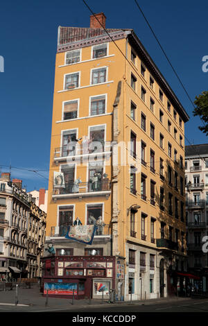 painted wall of the Lyonnais, Lyon. France Stock Photo - Alamy