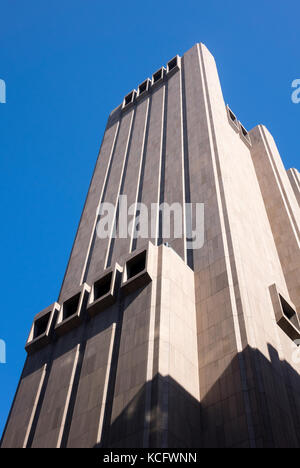 33 Thomas Street or Long Lines Building is a windowless skyscraper ...