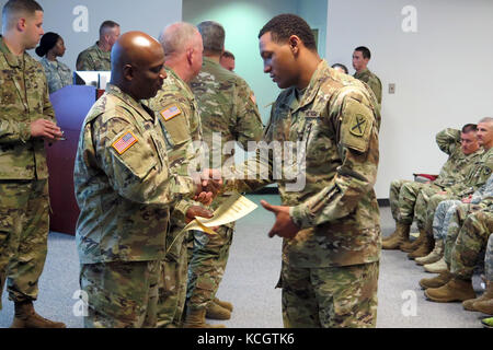 Soldiers graduated from the South Carolina National Guard Recruit ...