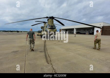Ohio Army National Guard Soldiers, assigned to the 838th Military ...