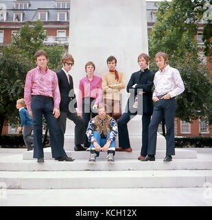 AMEN CORNER - UK pop group in 1968 with Andy Fairweather-Low lead ...
