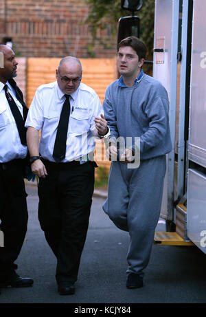 Lewes Crown Court, UK. 6th October, 2017. Daryll Rowe arrives at Lewes ...