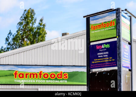 Northampton UK October 5, 2017: Vets4Pets logo sign in Northampton town ...