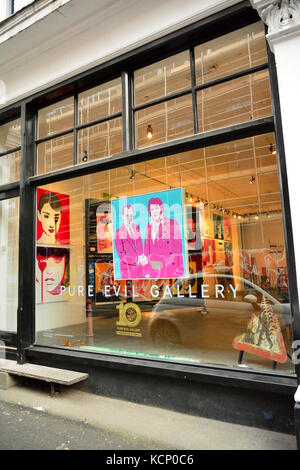 Pure Evil Gallery London - the Pure Evil Art gallery at 108 Leonard St ...
