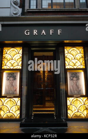 GRAFF designer jewellery store on Sloane Street, London, UK Stock Photo ...