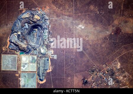 Jwaneng Diamond Mine in Botswana the richest diamond mine in the world ...