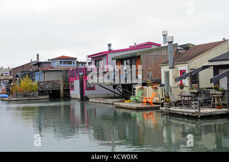Houseboats in Sausalito ,California , USA Stock Photo - Alamy