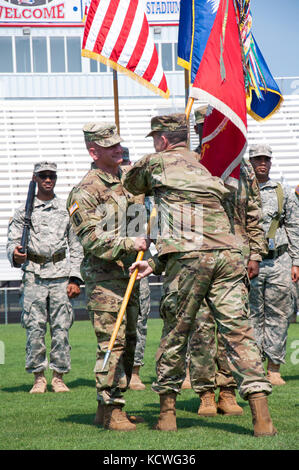 From left, U.S. Army Lt. Gen. Thomas F. Metz, the outgoing director of ...